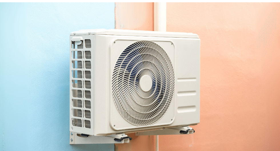 Why Is My Air Conditioner Not Blowing Cold Air? || Sigma Air